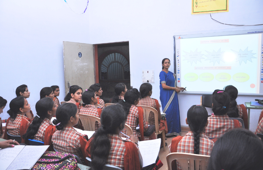 Vedanta PG Girls College